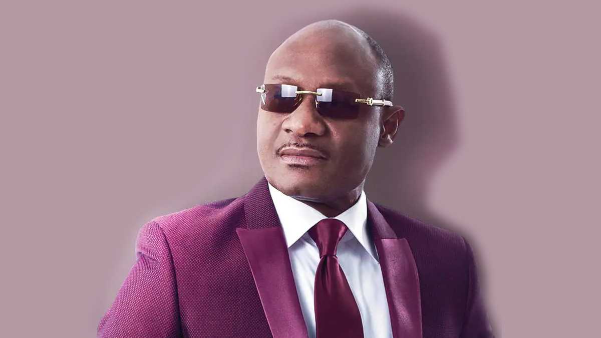 Gadji Celi, chanteur patriote