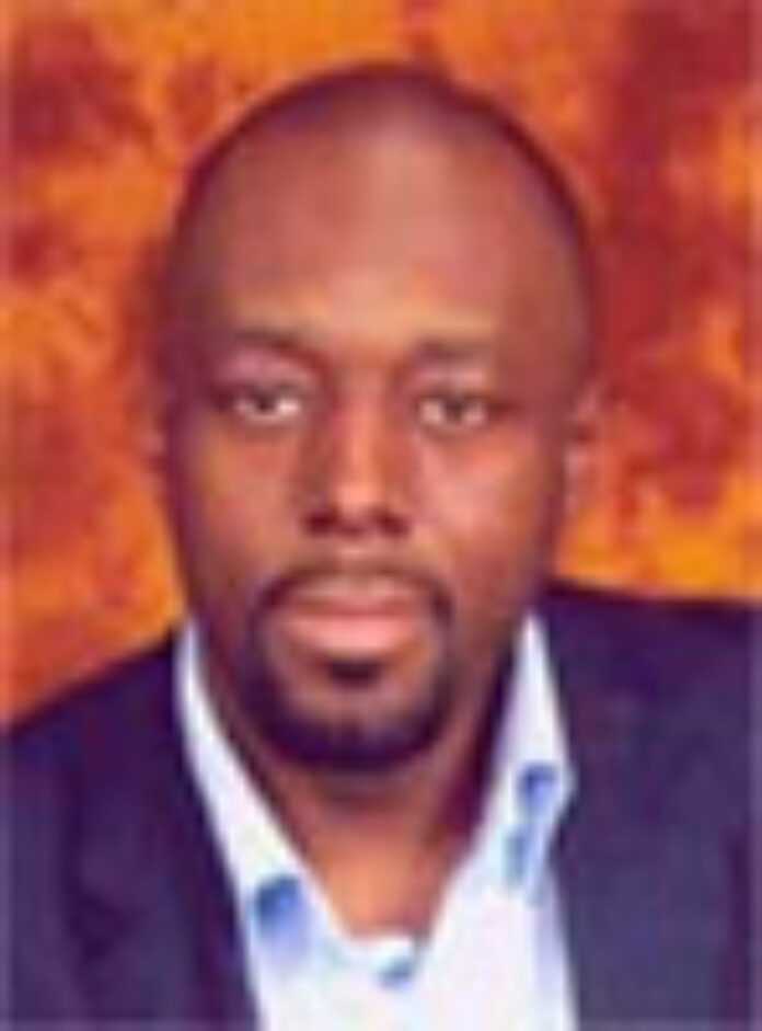 Douk Saga : hommages au père du coupé-décalé