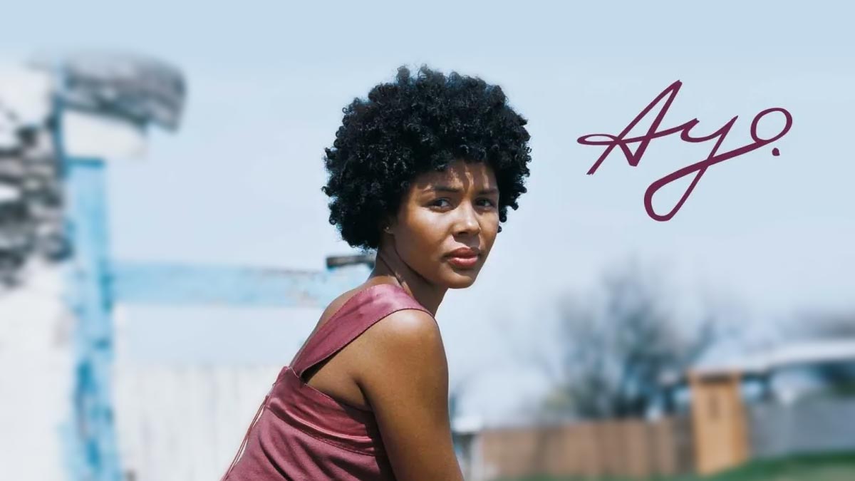 Ayo, l'antistar montante