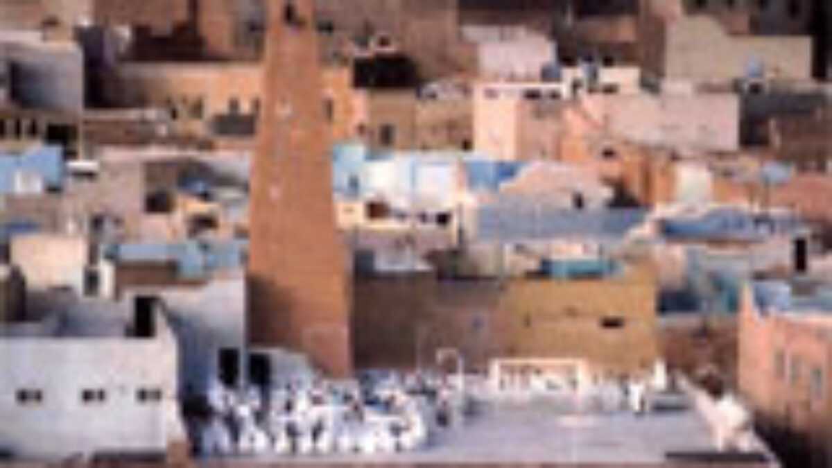 Algérie : Mozabites et Malékites enterrent la hache de guerre à Berriane
