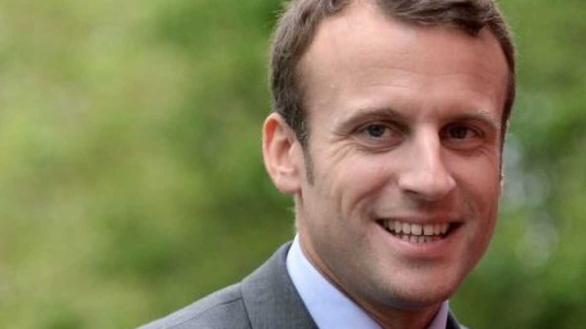 Macron à Dakar, un poisson d'avril et... souhait des Sénégalais