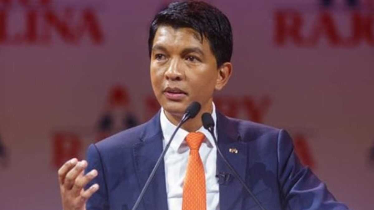 Madagascar, Présidentielle : arrivé en tête du premier tour, Andry Rajoelina accuse