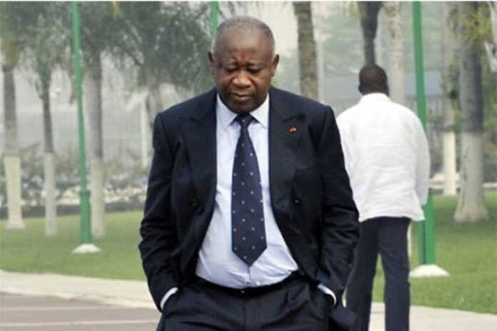Côte d’Ivoire : Laurent Gbagbo, le passeport diplomatique en poche Côte d’Ivoire : Laurent Gbagbo, le passeport diplomatique en poche