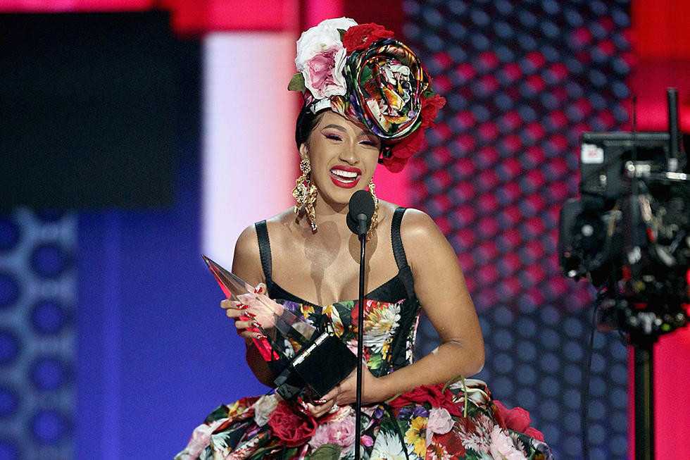 Cardi B entre dans l'histoire des prix aux American Music Awards