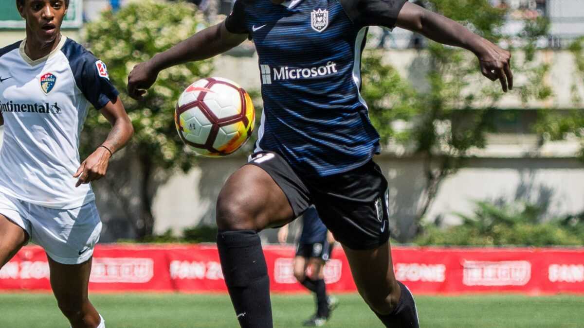 Football féminin : Ghana, Elizabeth Addo signe à North Carolina Courage