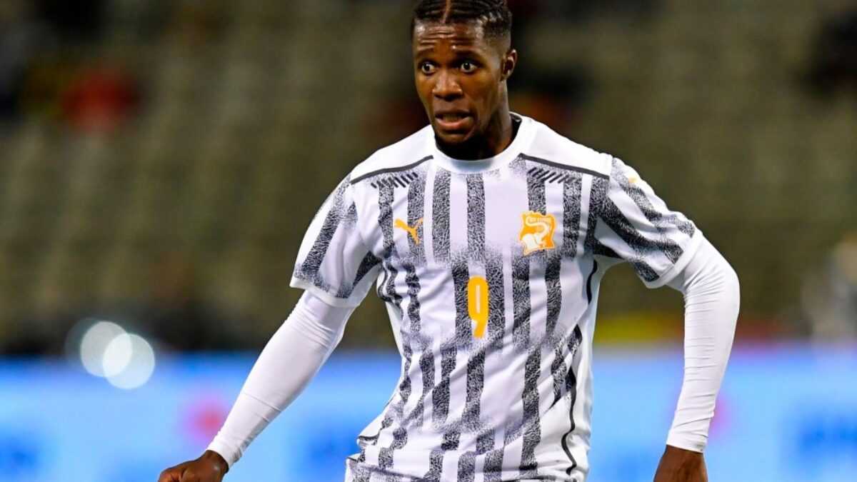 Wilfried Zaha prêté à Lyon depuis Galatasaray