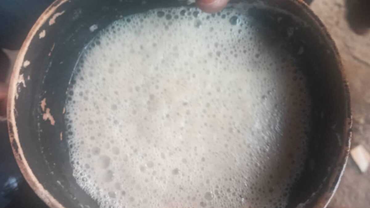 Bili-bili, la boisson locale qui fait fureur à Douala