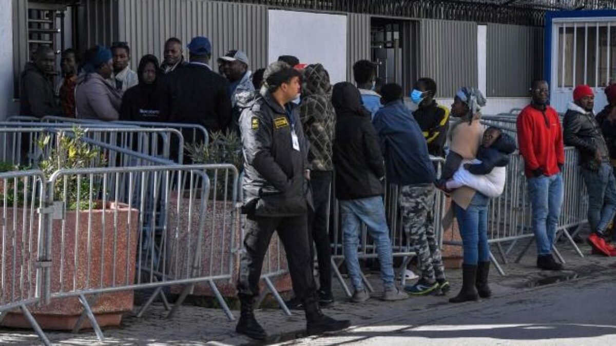 Violences contre les migrants en Tunisie : 145 Ivoiriens regagnent leur ...