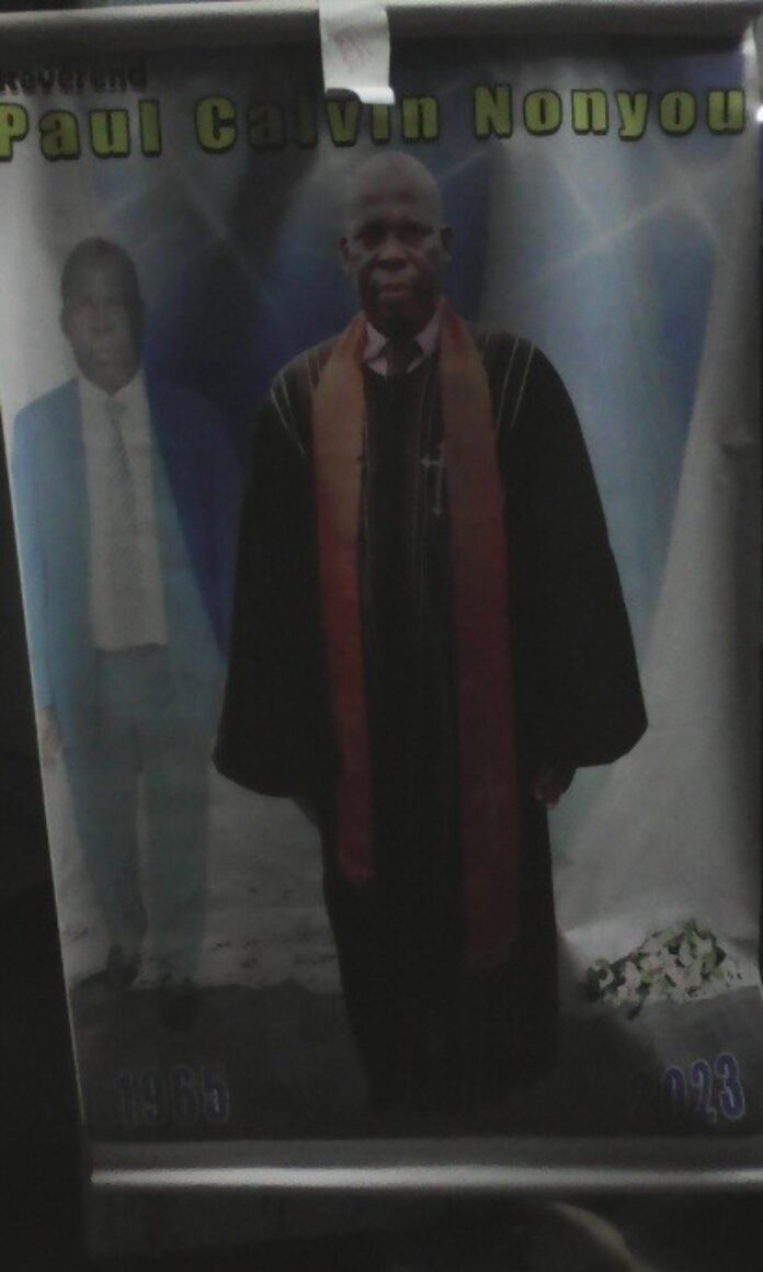 Cameroun : pourquoi les pasteurs ont-ils boycotté les obsèques du Révérend Paul Calvin Nonyou