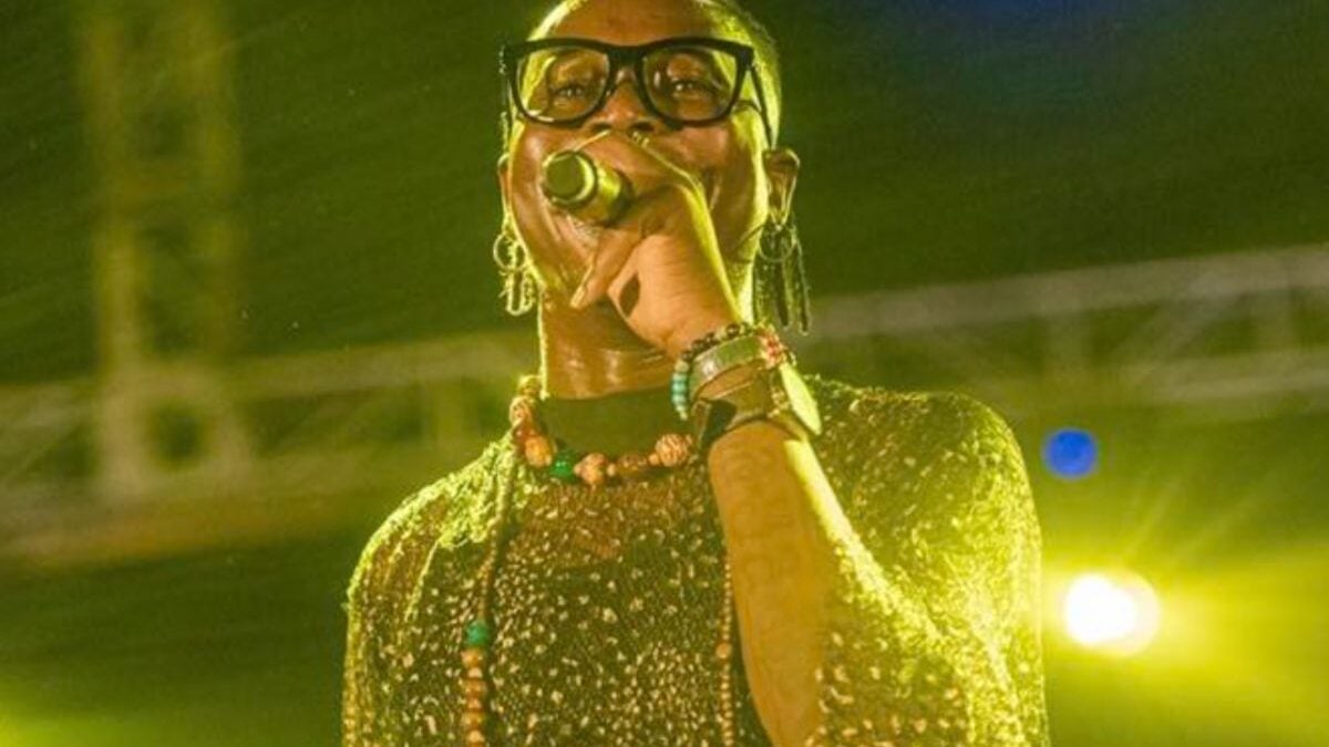 Floby rend hommage au Burkina Faso avec son 7e album