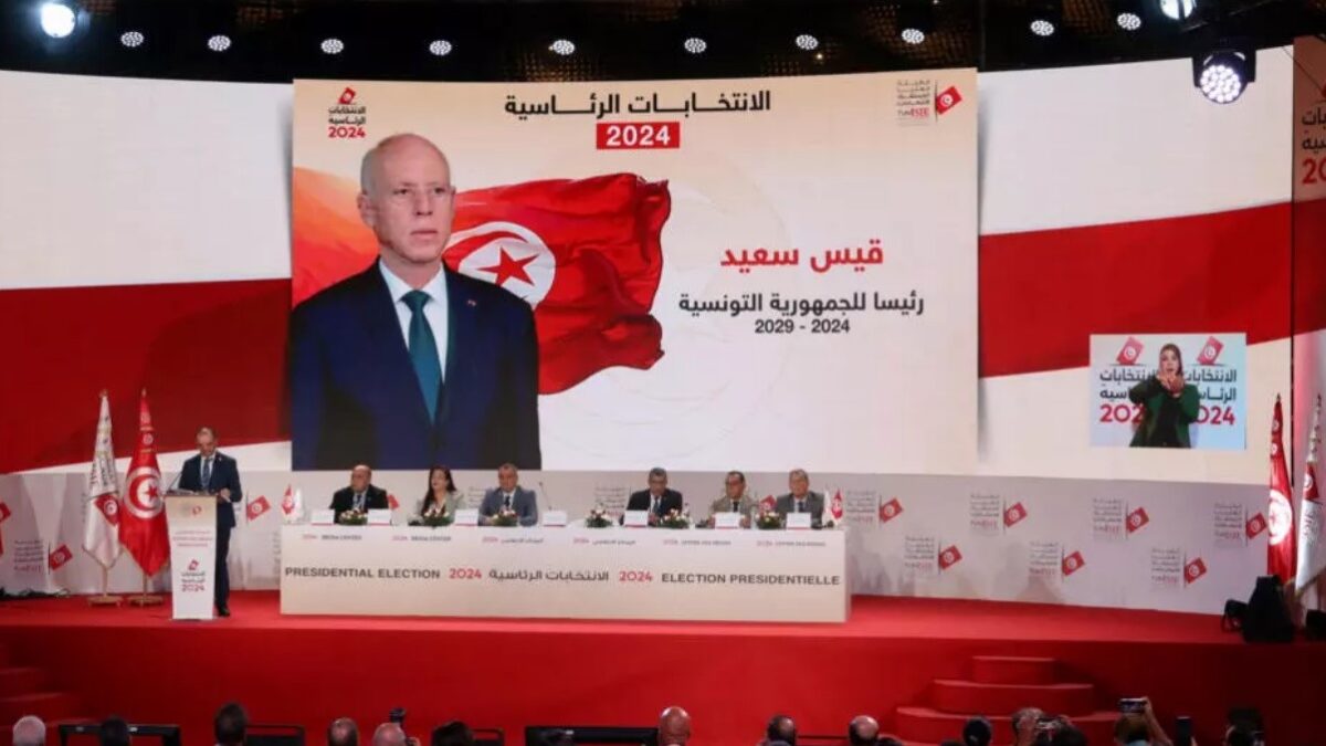 Tunisie : Kaïs Saïed réélu avec une large majorité Tunisie : Kaïs Saïed réélu avec une large majorité