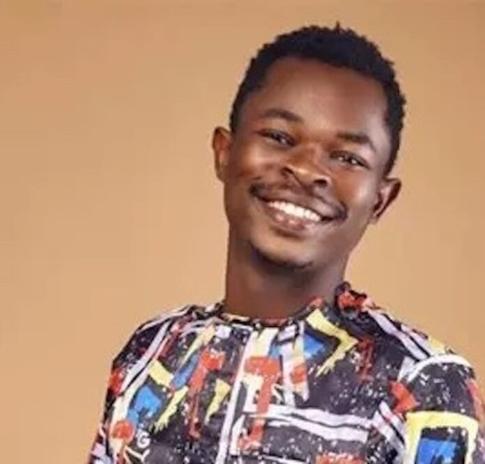 L'humoriste camerounais Ulrich Takam triomphe à Paris