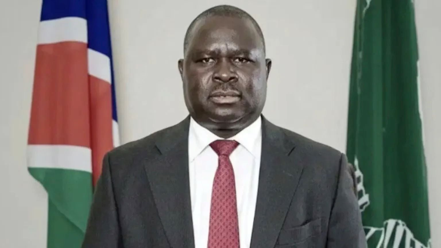 Adolf Hitler Uunona réélu avec 85% des voix : le triomphe paradoxal d'un anti-apartheid namibien